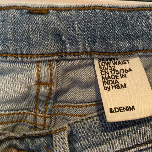 H&M | Jeans | Hm Jeans 332 Cn7576a Model Distressed | Poshmark